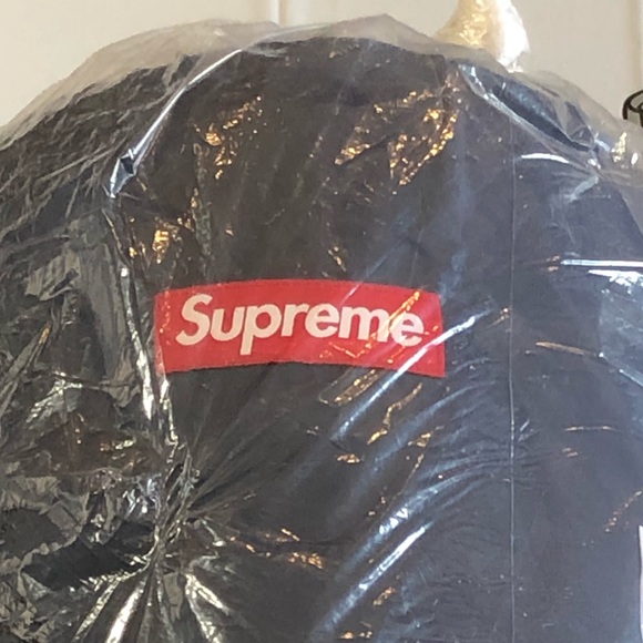 Supreme | Bags | Nwt Rare Supreme The North Face Dolomite Navy Bandana ...